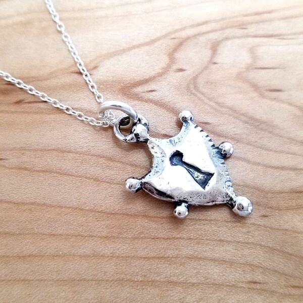 Keyhole Pendant - Etsy