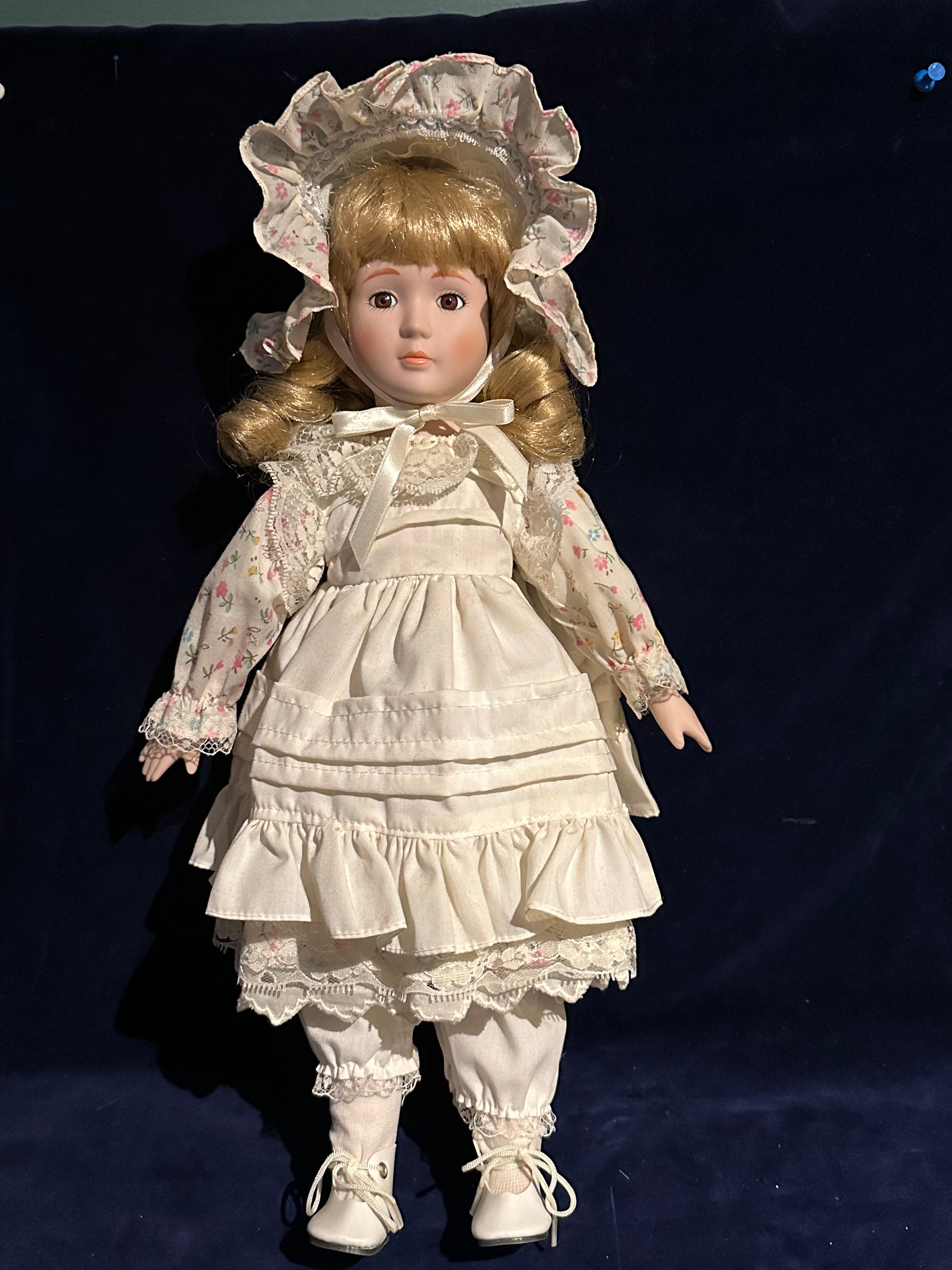Vintage Collector's Porcelain Doll - Etsy