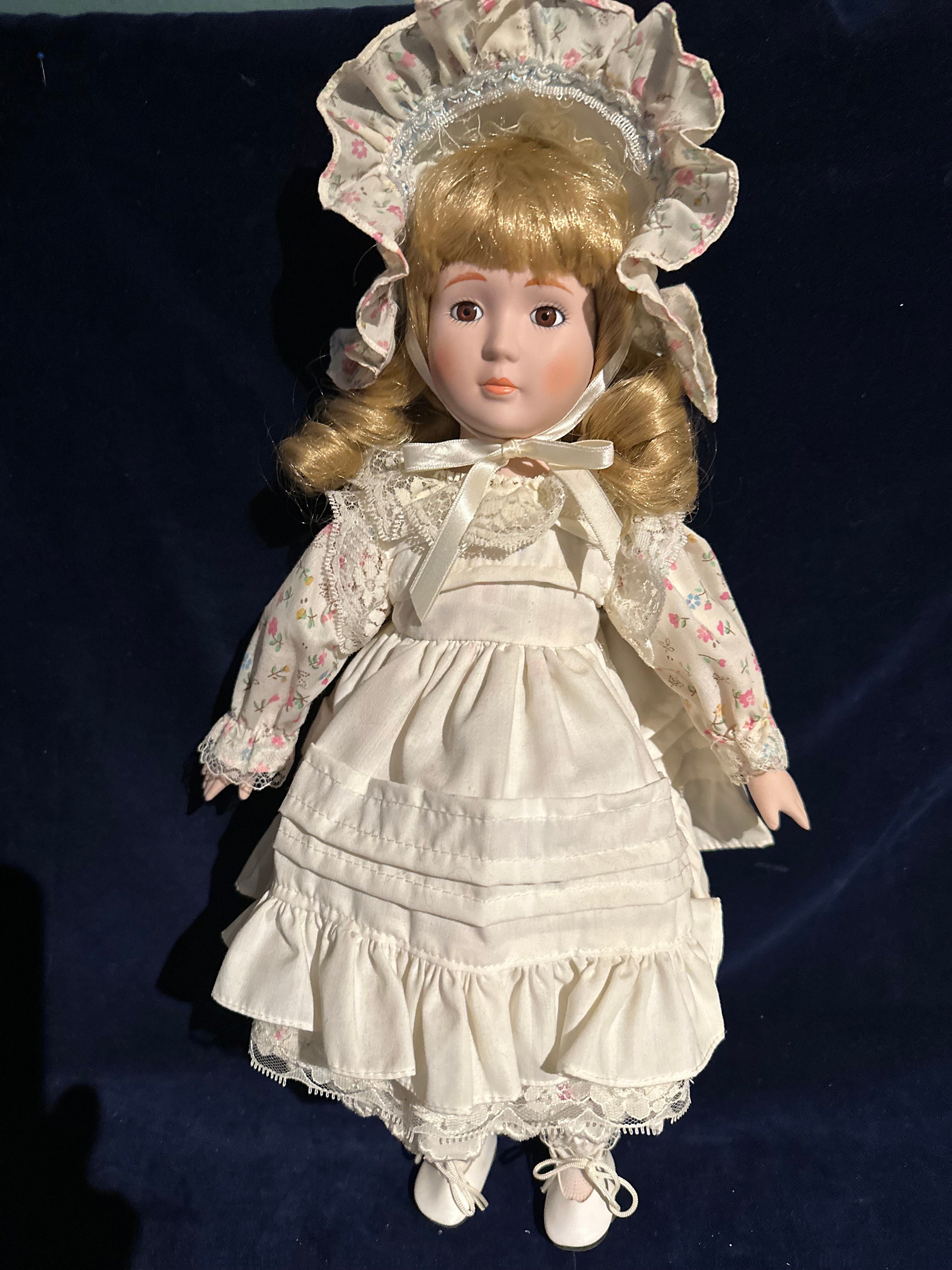 Vintage Collector's Porcelain Doll - Etsy