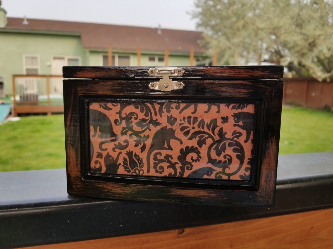 Black Cat Scrying Mirror Box, Hand Painted Altar Box - Etsy