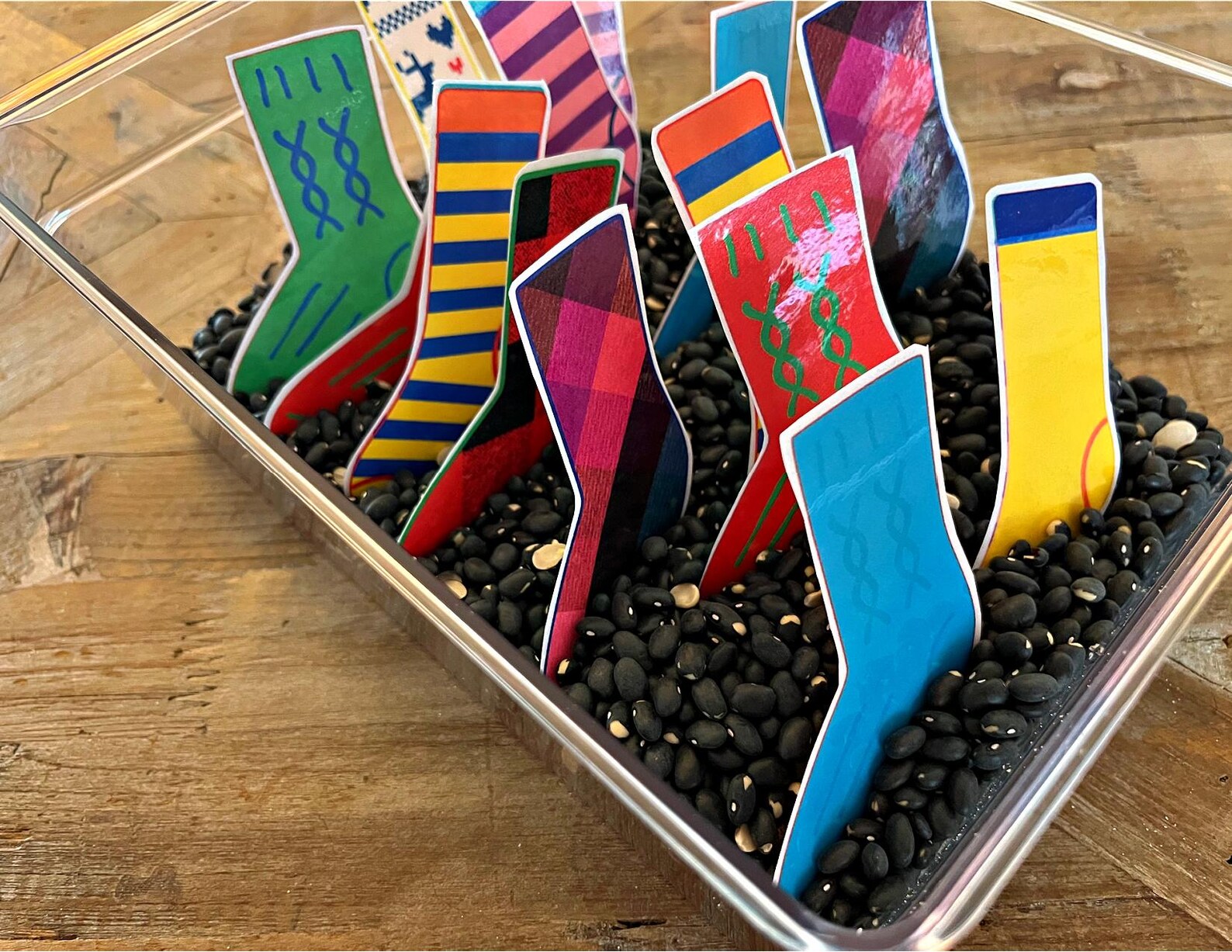 Preschool Matching Activity | Socks Activity | Printables | Preschool ...
