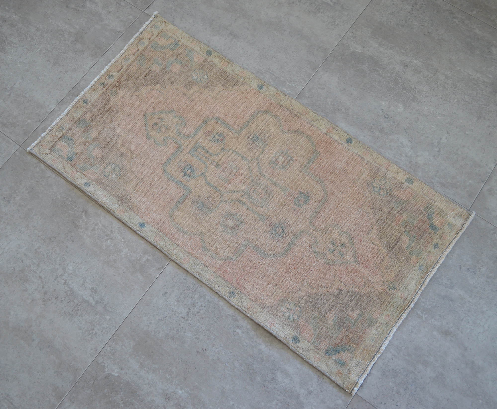 2x3 Rug Front of Bathroom Sink Rug Hand Knotted Small Rug | Etsy