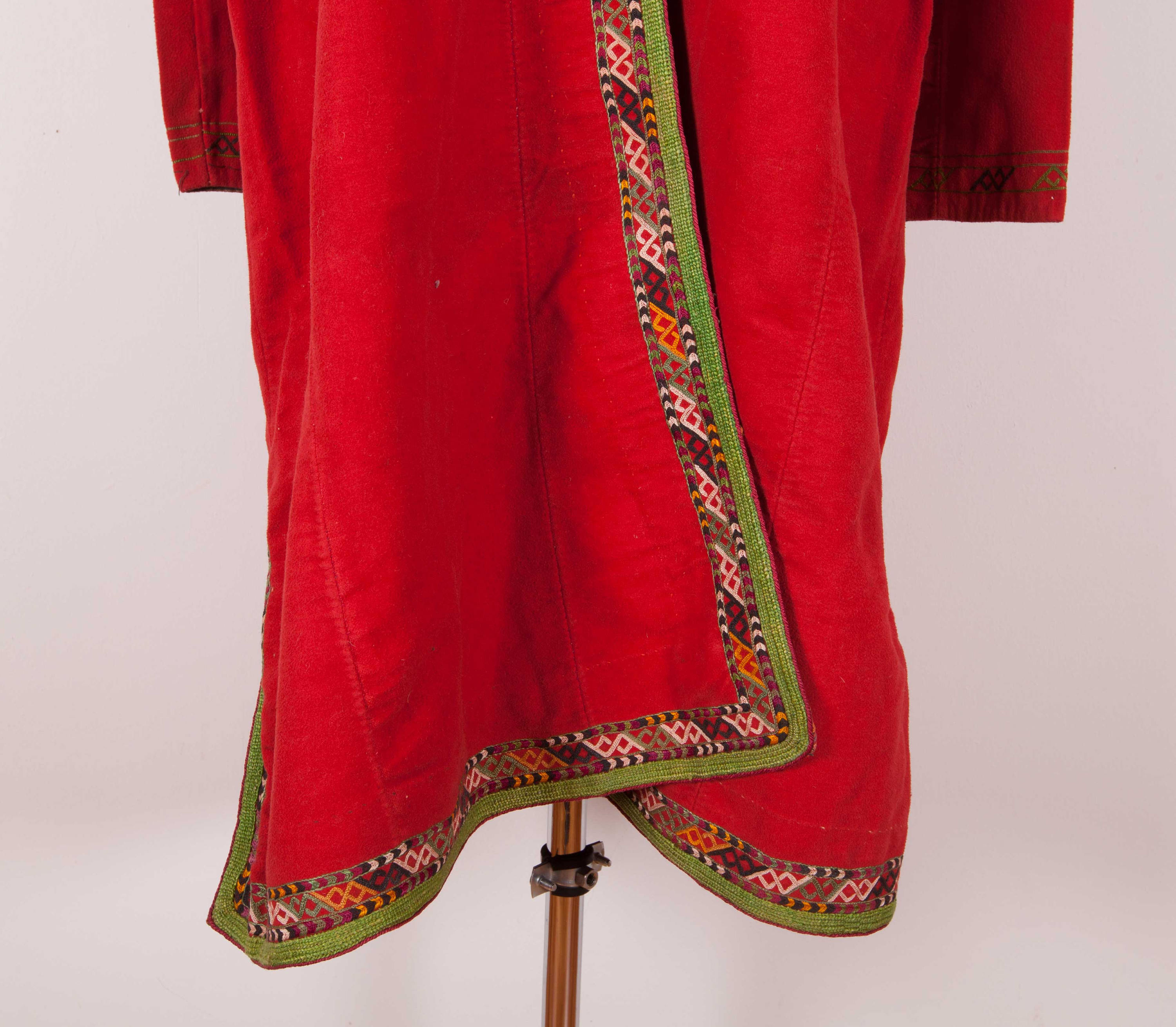 Antique Turkmen Chodor Tribe Chapan in Wool With Silk Embroidery, Ships ...