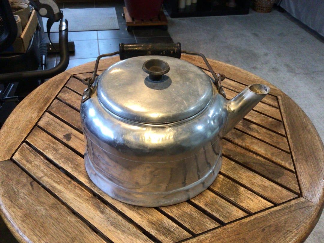 Vintage Comet Aluminum Tea Pot - Etsy