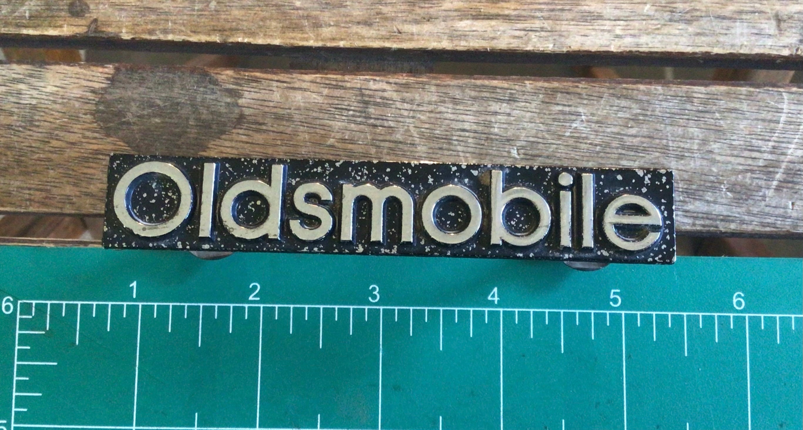 Oldsmobile GRILLE Emblem Metal Nameplate Ornament Script Trim - Etsy