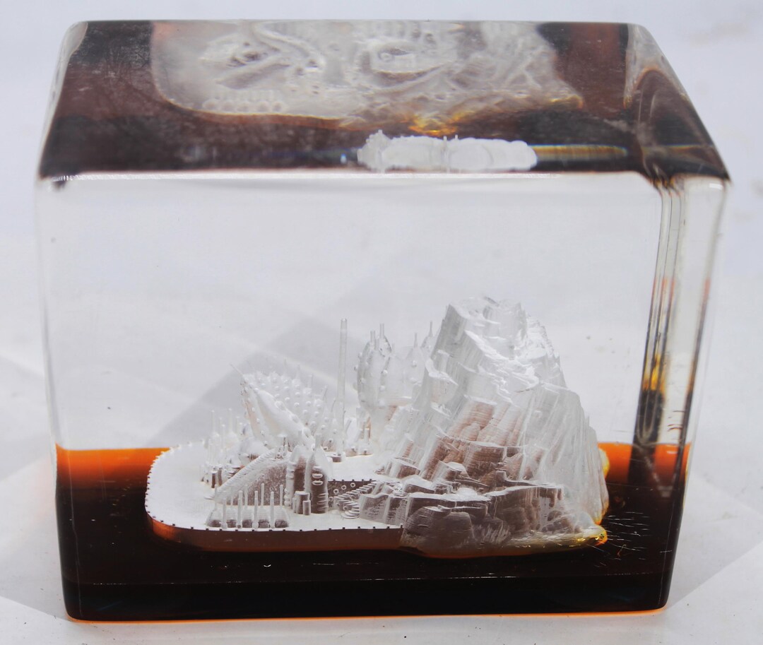 Vintage 1970s Lucite Cube Sculpture, Clear Paperweight, Modern Art SCI ...