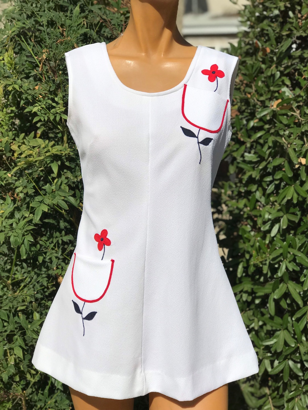 Vintage 1970s JC Penney White Polyester Tennis Dress W Red Flower ...