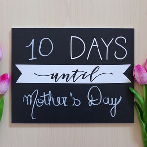 Reusable COUNTDOWN Days Until Sign Includes White Chalk Crayon Mimics ...