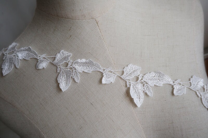 Exquisite Leaf Lace Trim off White Lace Trim Small Leaves - Etsy