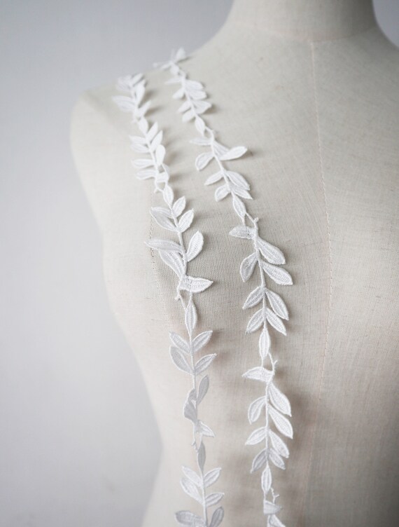 Exquisite Leaf Lace Trim off White Lace Trim Small Leaves - Etsy