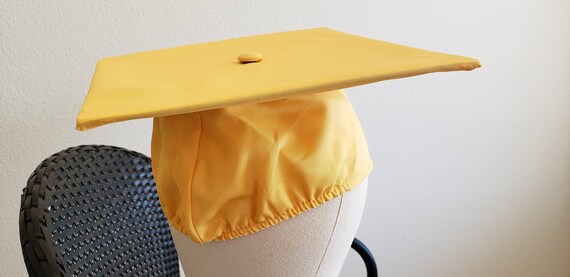 Graduation Cap, Vintage Jostens Yellow Cap, Mortarboa… - Gem