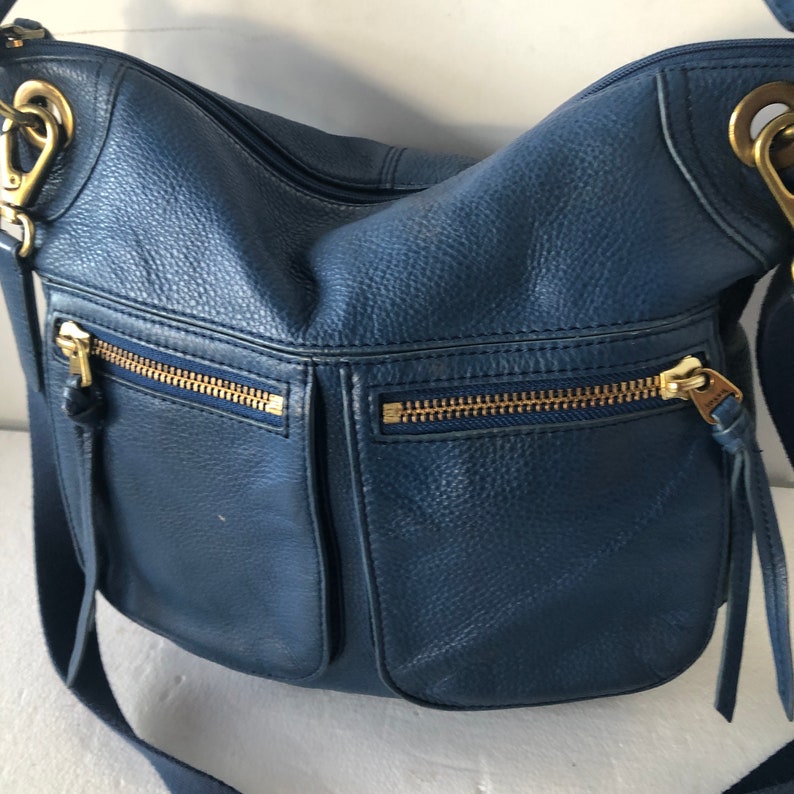 Vintage FOSSIL Blue Leather Shoulder Bag: Large Crossbody Purse - Etsy