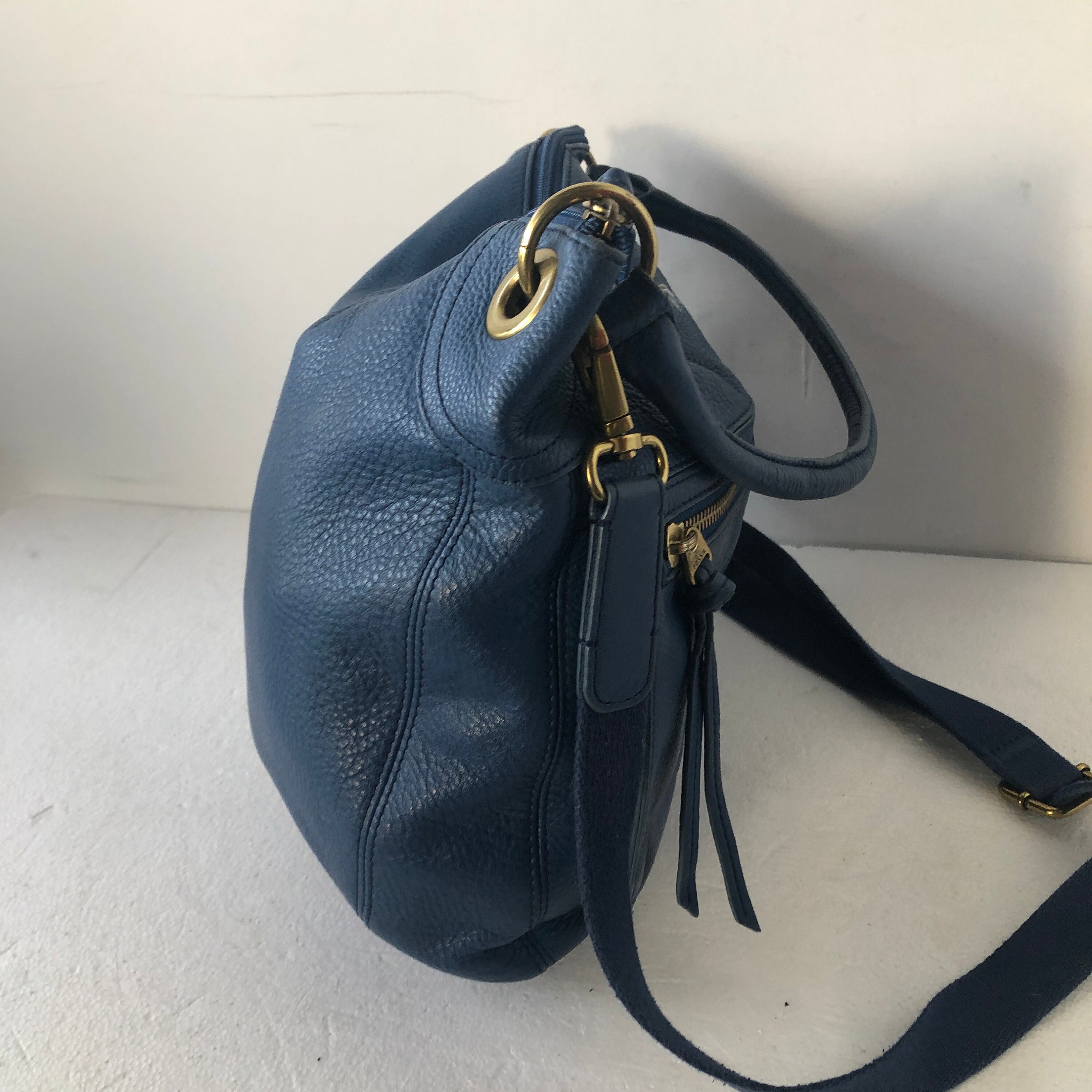 Vintage FOSSIL Blue Leather Shoulder Bag: Large Crossbody Purse - Etsy
