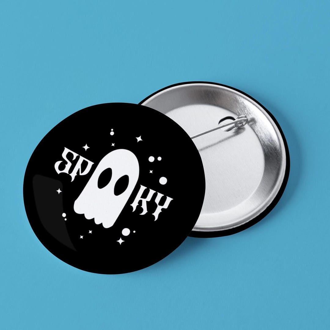 Spooky Ghost Button Badge – Halloween Aesthetic Pin | 32mm | Goth Cute ...