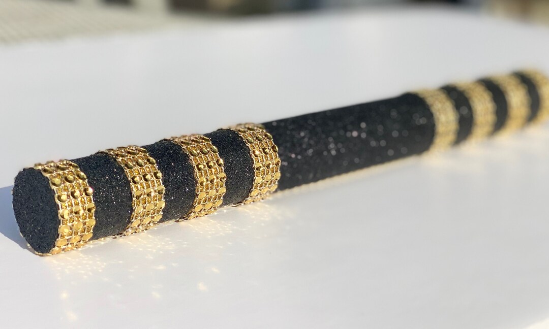 Cheerleading Spirit Stick With Free Personalized Center and Your Choice ...