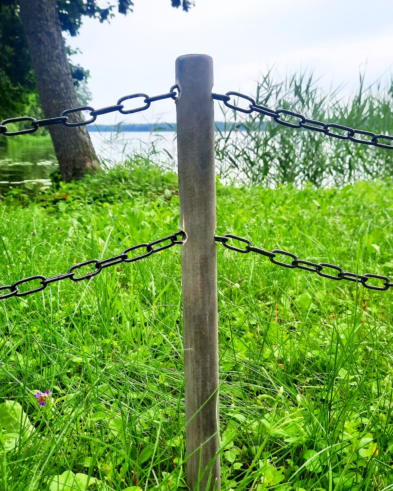 Black Chain Fence for Gardens Parks and Backyards, Practical and ...