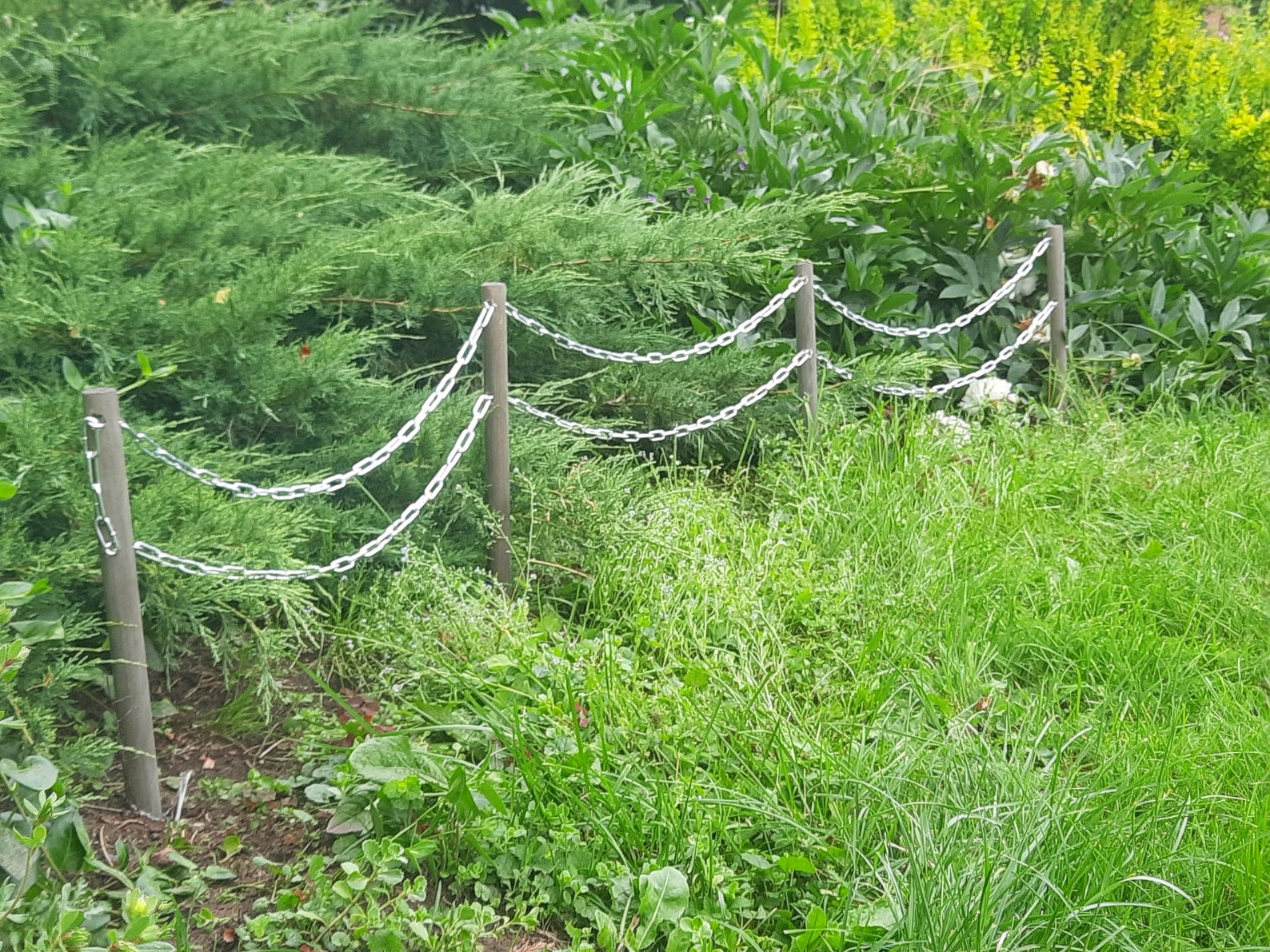 Chain Fence for Gardens Parks and Backyards, Practical and Decorative 6 ...