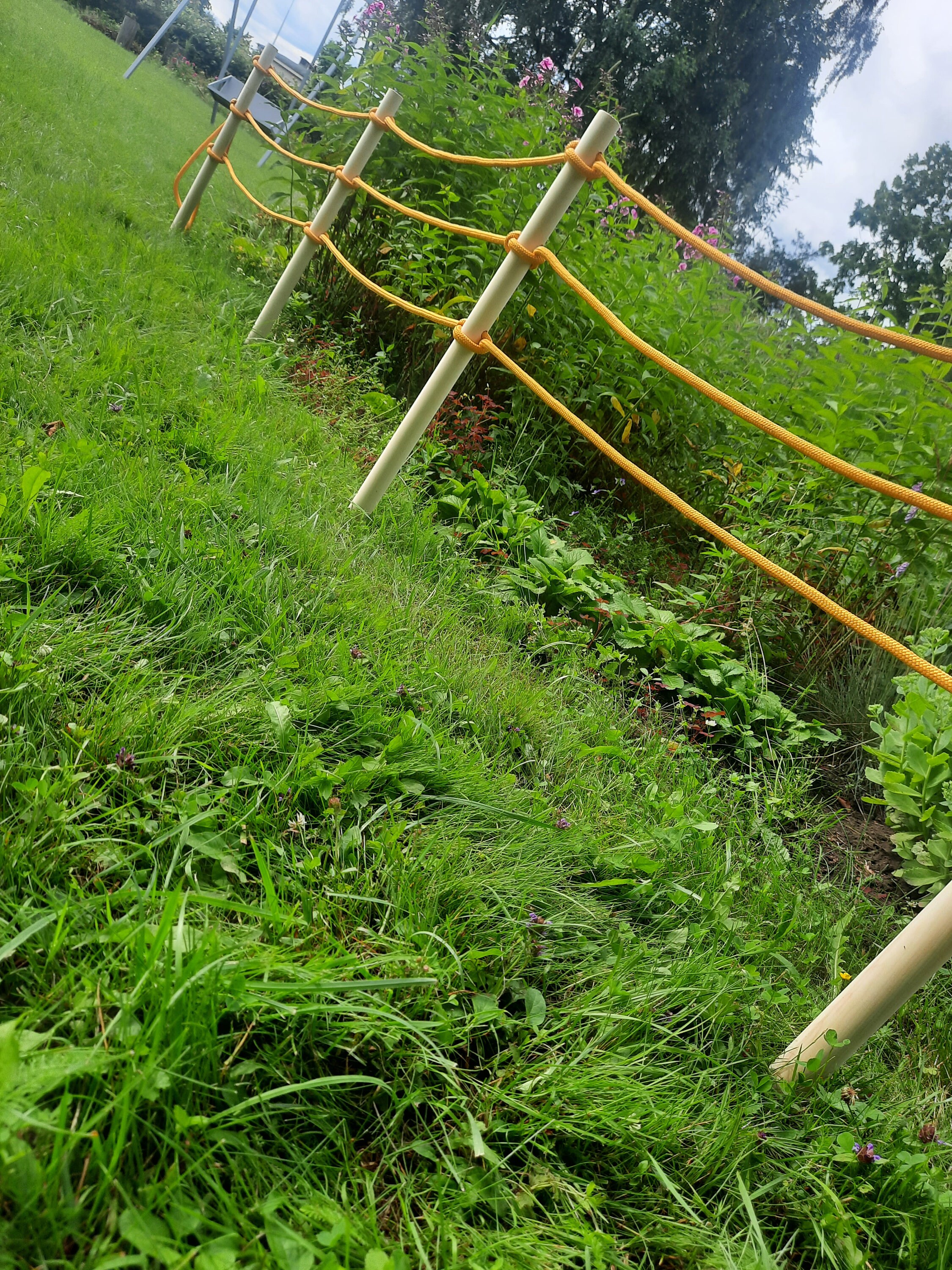 Decorative Rope Fence for Gardens, Parks and Backyards, 3.3 - 100 Feet ...