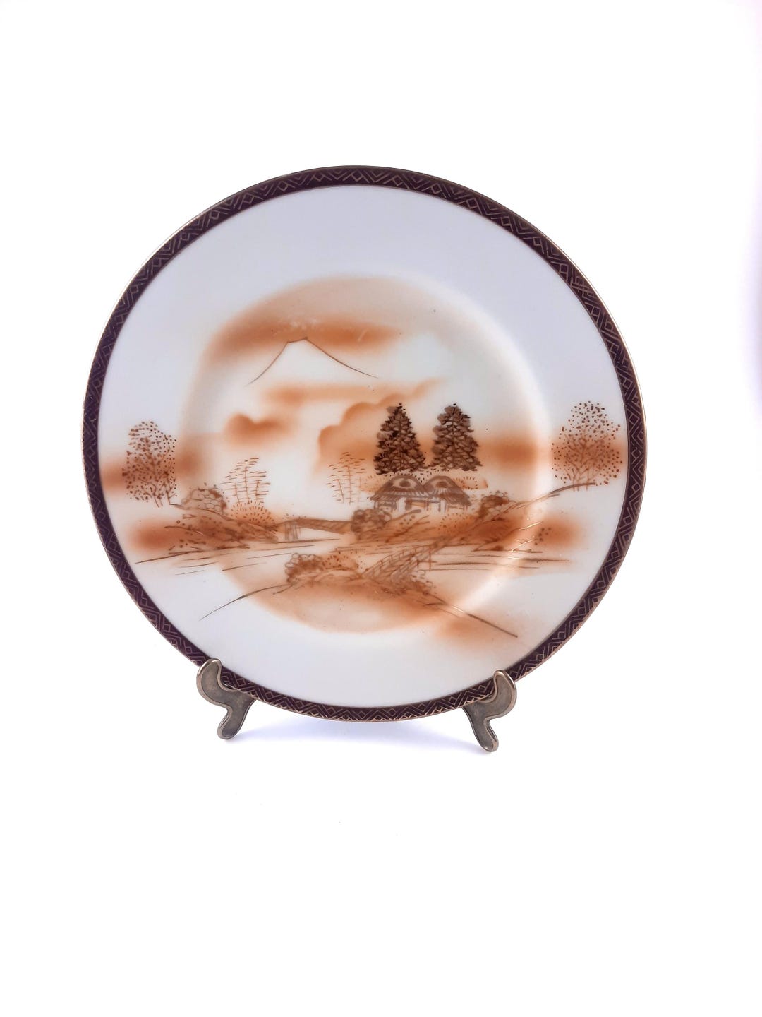 Japanese Kutani Plate, Mount Fuji - Etsy