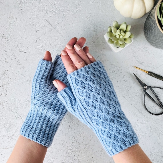 Interlace Mitts PDF Crochet Pattern | Etsy