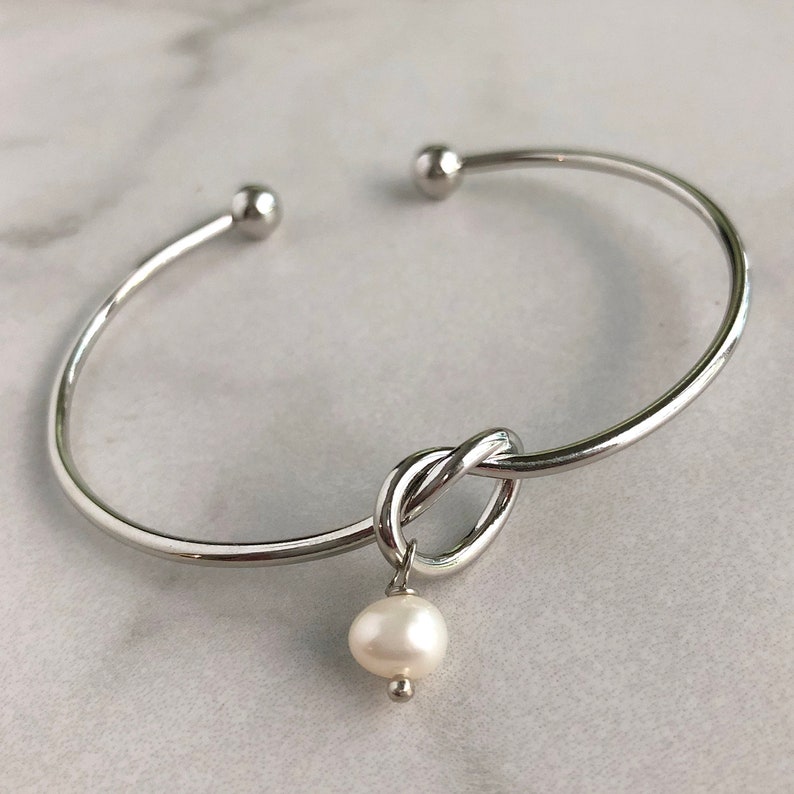 Freshwater Pearl Knot Bracelet Bridesmaid Bracelet Etsy