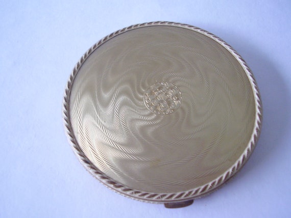 Made in USA Gold Guilloche Floral Compact Unsigned wi… - Gem