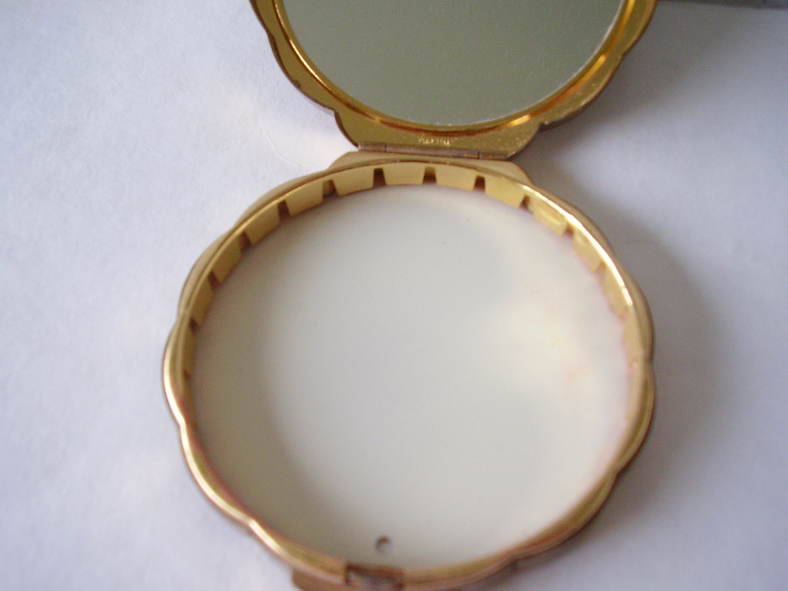 Signed IRIS Powder Compact Flower Spray Carnation Dianthus - Etsy UK