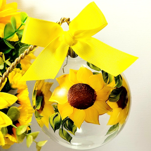Sunflower Gifts - 60+ Gift Ideas for 2025