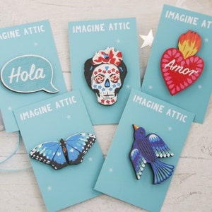 Hello Pin Badge - Spanish Word Badge - Statement Jewellery - Etsy
