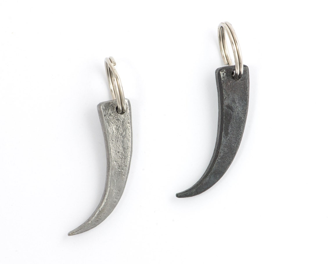 Mens keychain forged / Talon keychain for him / hand forged | Etsy