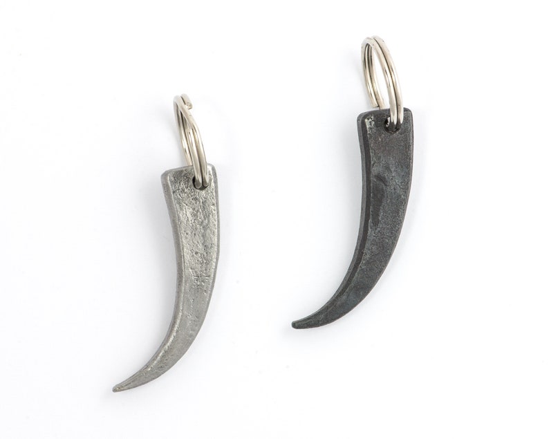 Mens keychain forged / Talon keychain for him / hand forged | Etsy