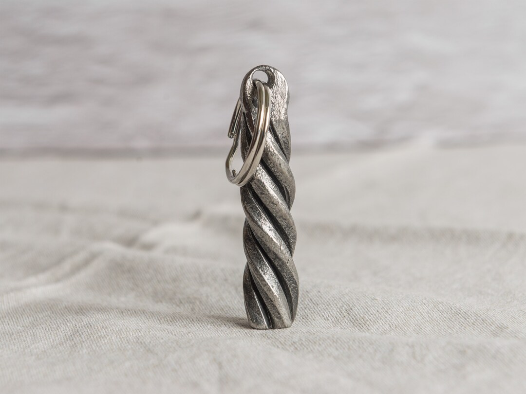 Twisted Iron Keychain for Men, Hand Forged Steel Keyring - Etsy
