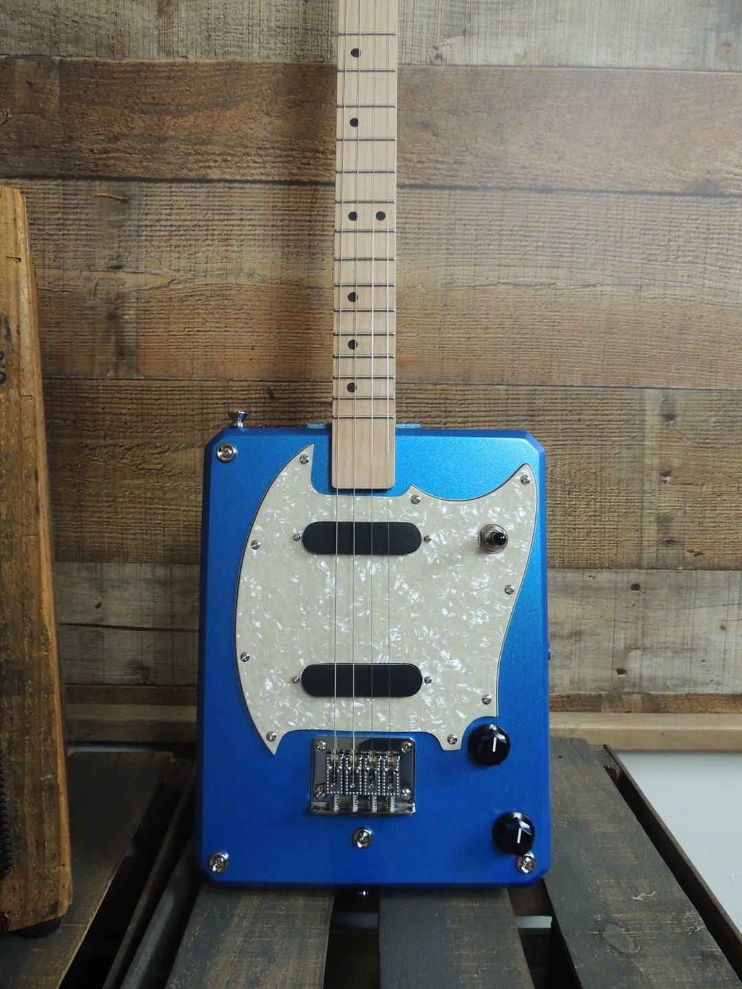 Cigar Box Guitar, Custom 4 String - Etsy