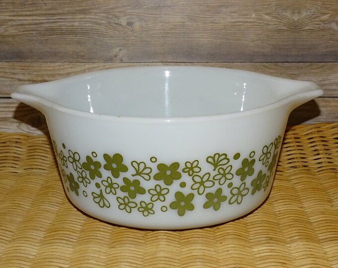 Vintage 1970s 4-piece Pyrex Spring Blossom Crazy Daisy White & Green ...