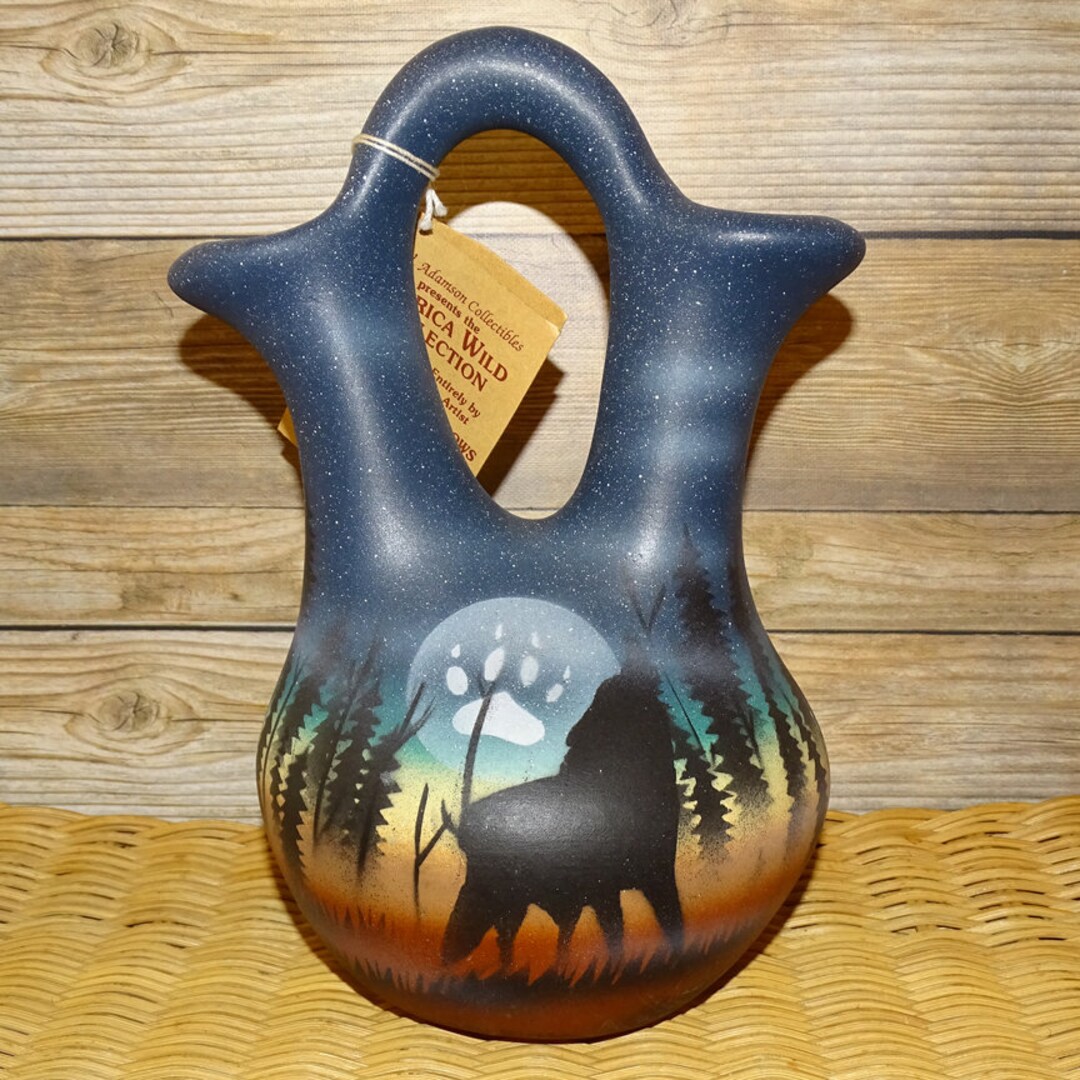 America Wild Collection Wolf Wedding Vase Native American Handprint ...