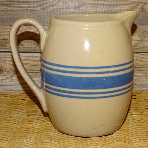 Hull Pottery - Etsy