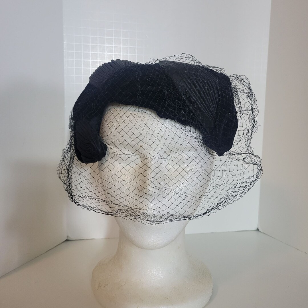 Vintage MCM the Topper Shop West Seattle Velvet Fascinator Veiled Hat ...