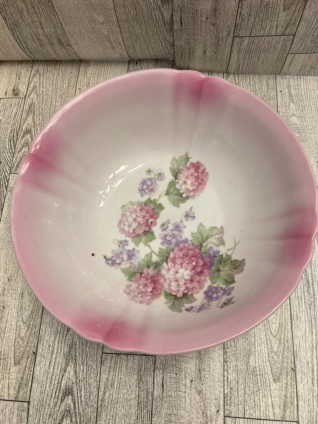 Hand Painted Hydrangea and Viola Bowl - Etsy