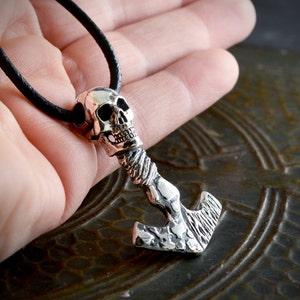 Viking Pendant Mjolnir Skull With Hammered and Oxidized Textures ...