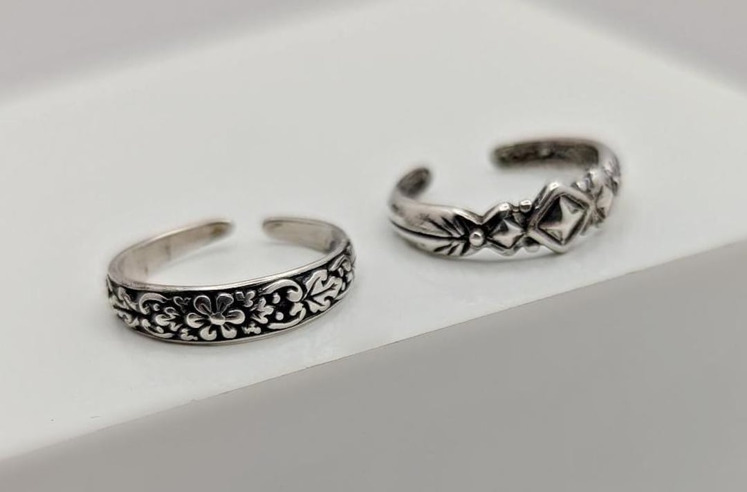 Sterling Toe Rings - Engraved Toe Rings - Set of Two Toe Rings - Etsy