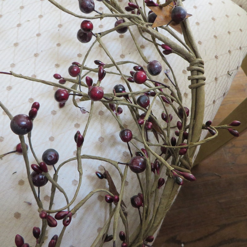 Pip Berry Garland - Etsy