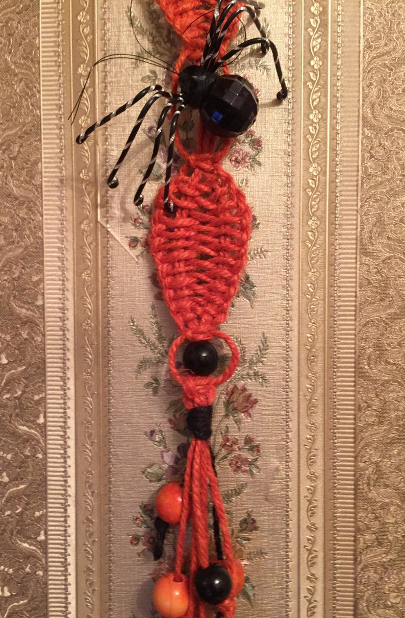 HALLOWEEN MACRAME WALL Hanging orange twine crystal spider | Etsy