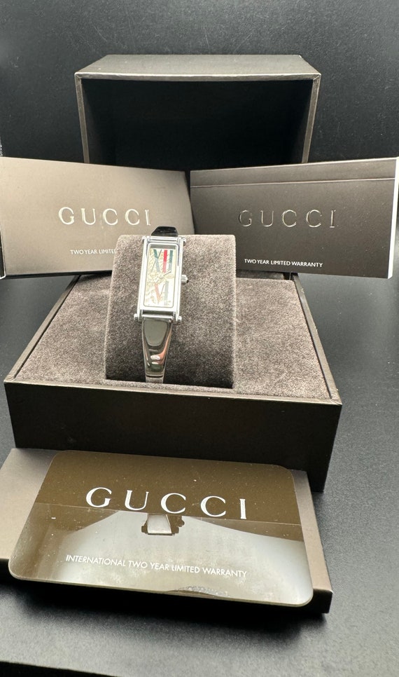 Vintage Authentic Gucci Womans Watch. - Gem
