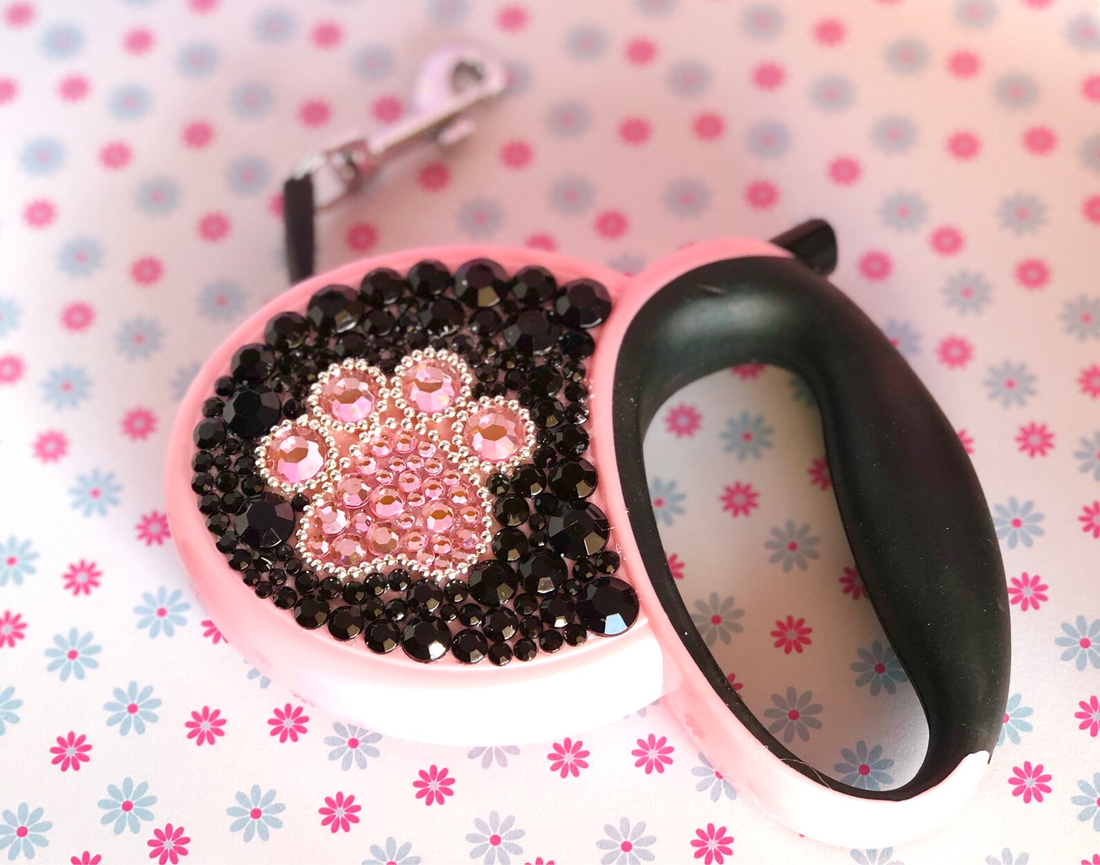 BLING DOG Leash. RETRACTABLE Dog Leash. Stylish Cute Dog Walking Leash ...