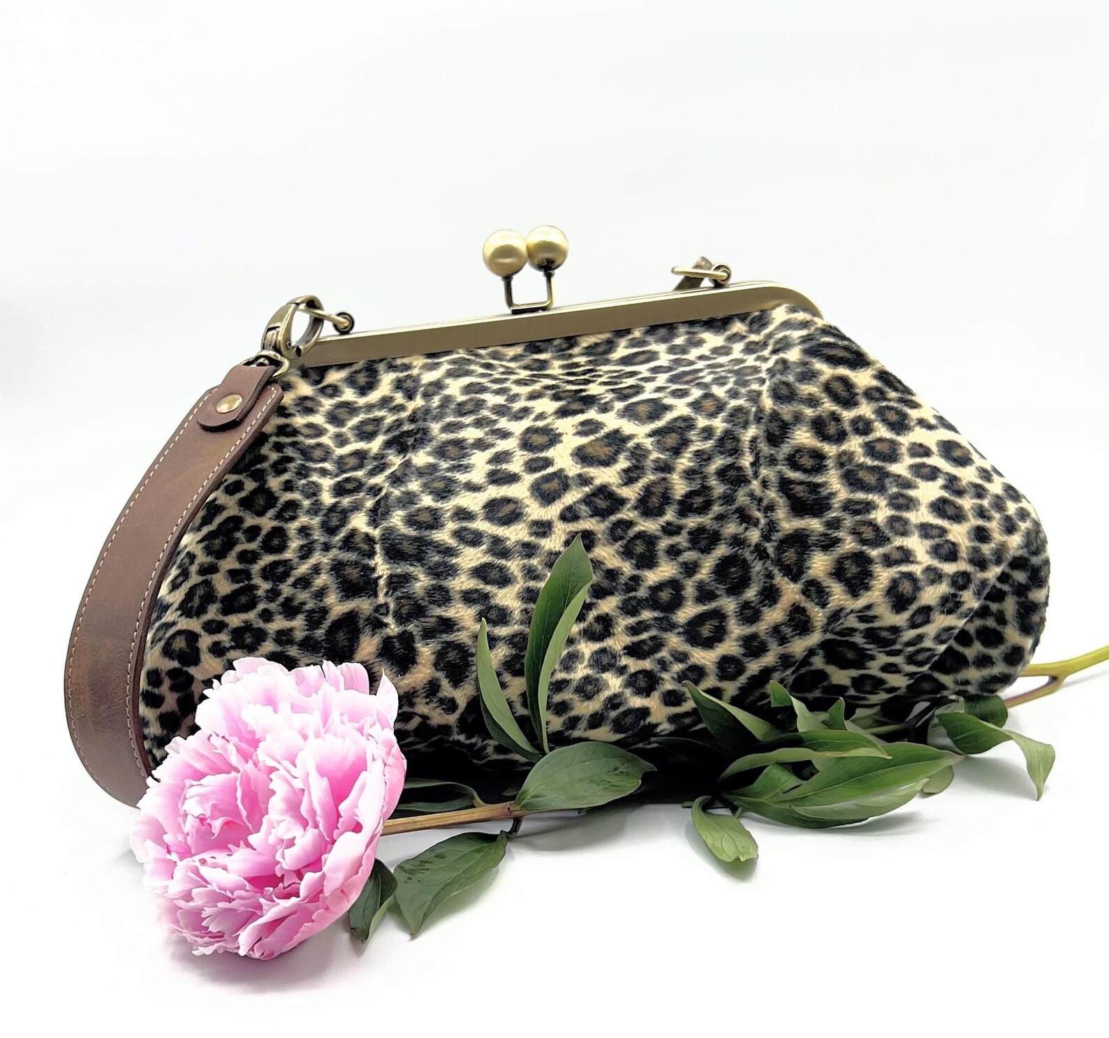 Faux Leopard Fur Kiss Lock Handbag, Vintage Leopard Handbag, Evening ...