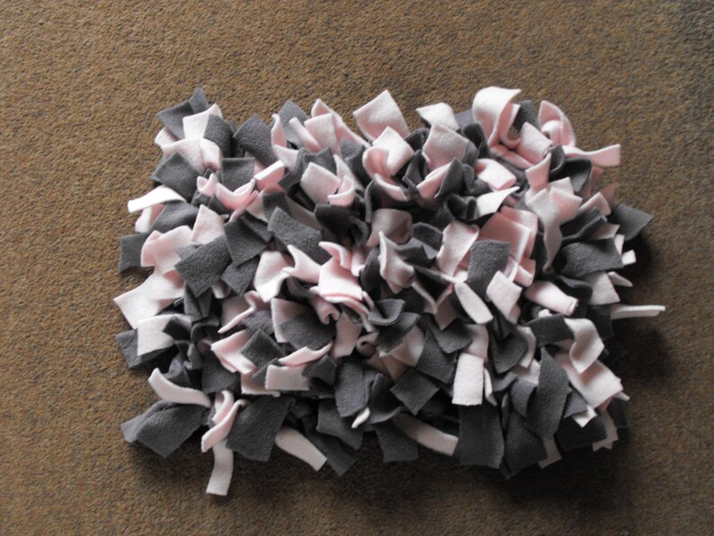 Handmade Snuffle Rug for Pets Mental Stimulation Boredom Buster Treat ...