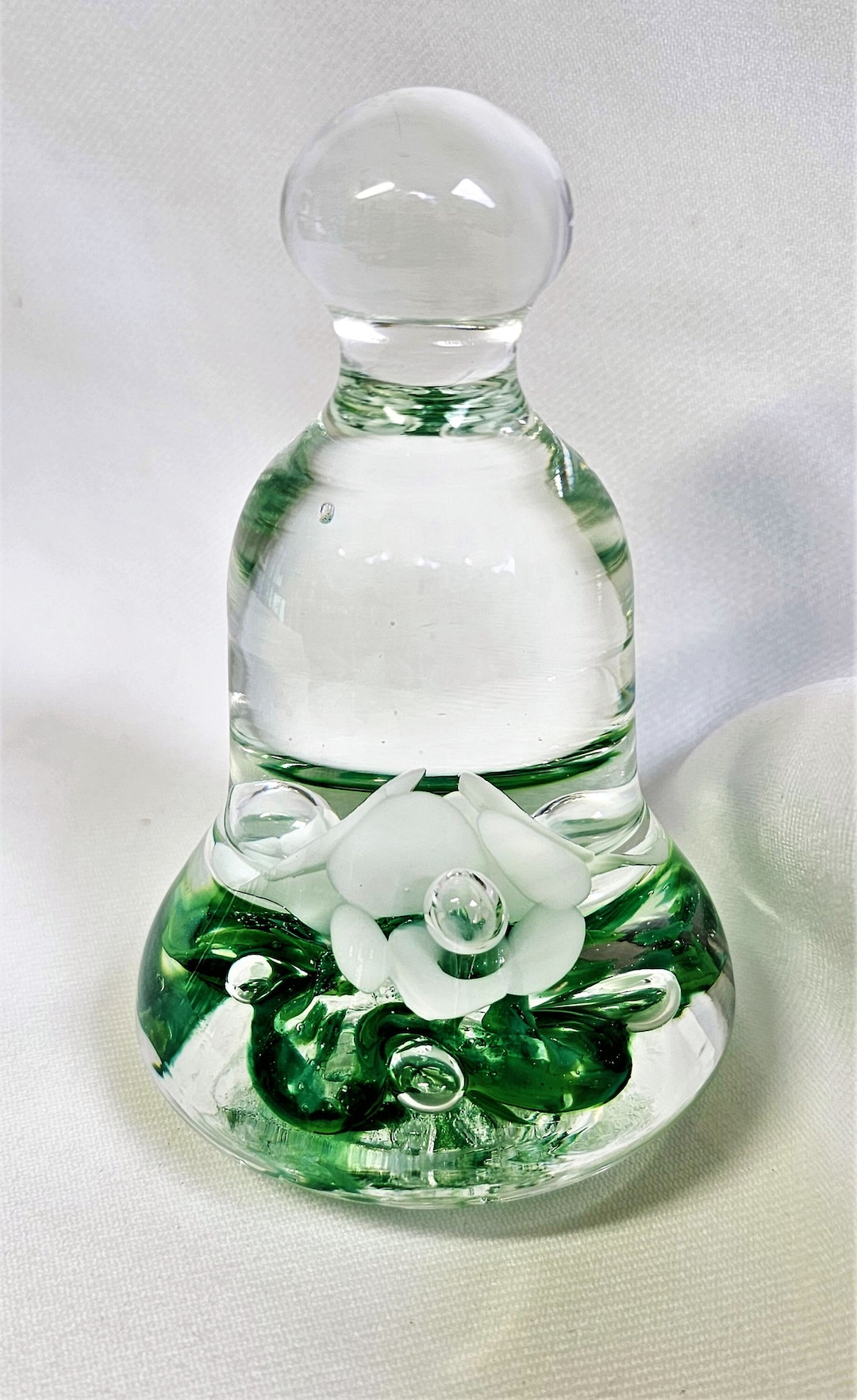 Joe St Clair Glass Paperweight White Green Flowers Bell Shape VINTAGE ...