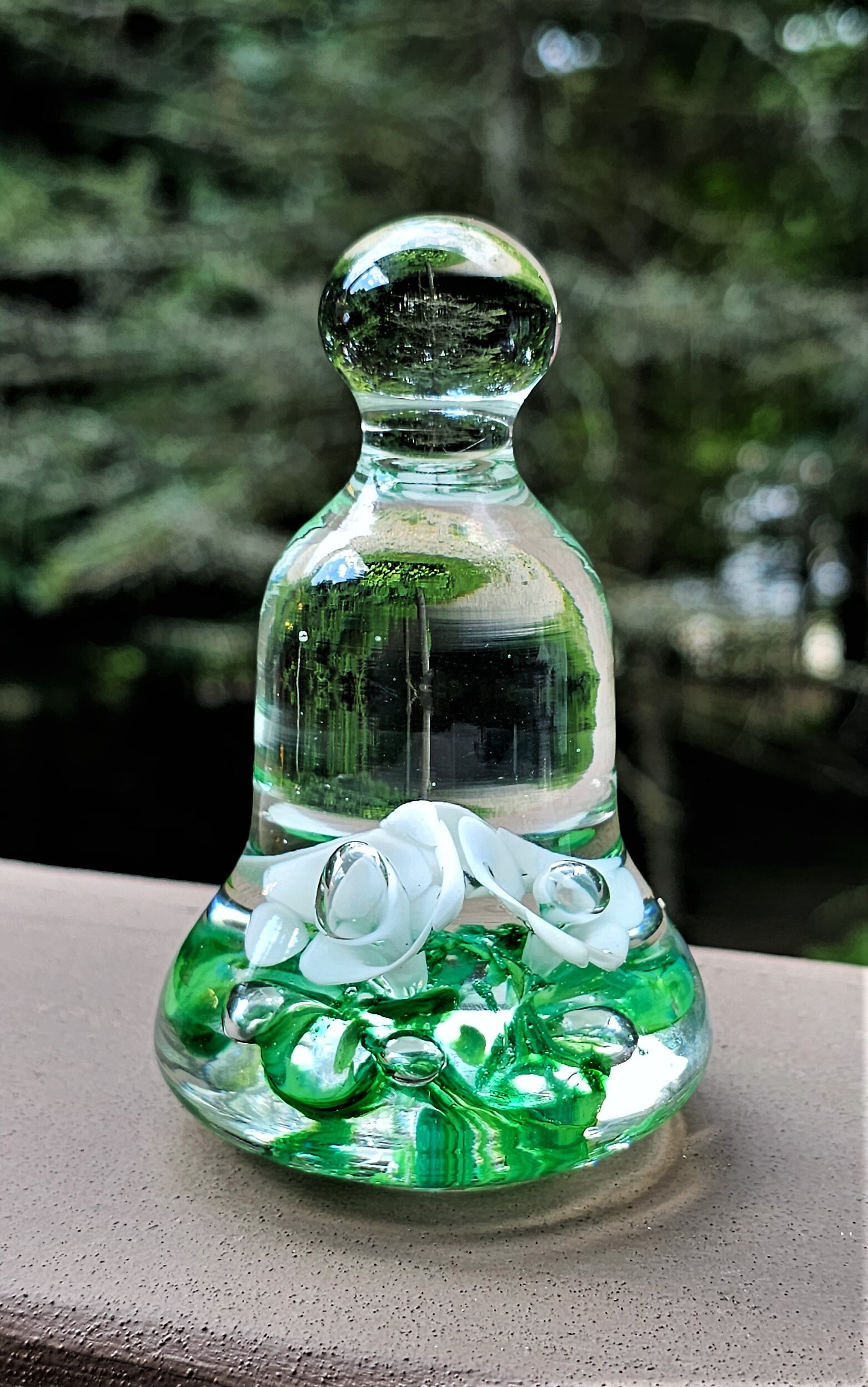 Joe St Clair Glass Paperweight White Green Flowers Bell Shape VINTAGE ...