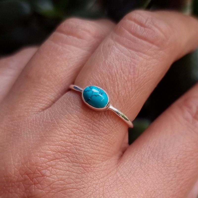 Horizontal Oval Engagement Ring - Etsy