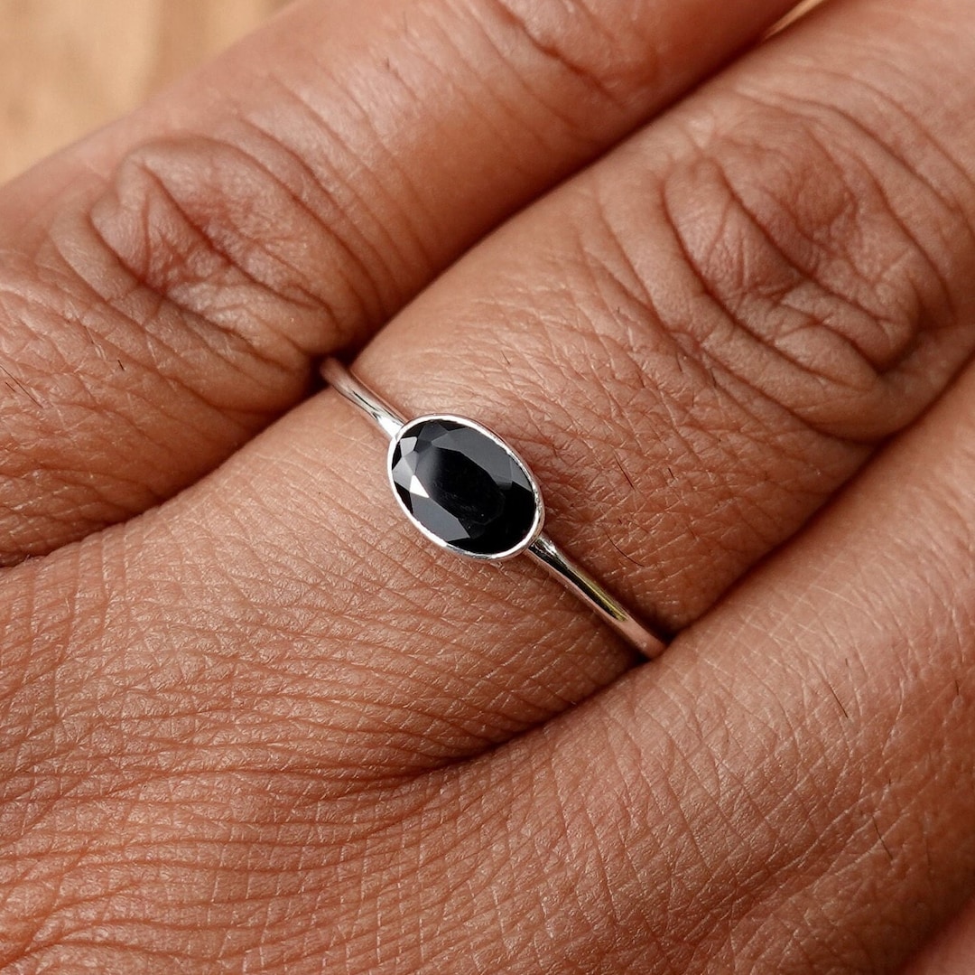 Anillo unisex de ónix negro facetado ovalado, piedra horizontal, anillo ...